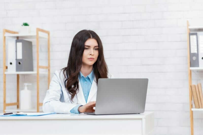 Best Laptops for Medical Students and Professionals in 2025